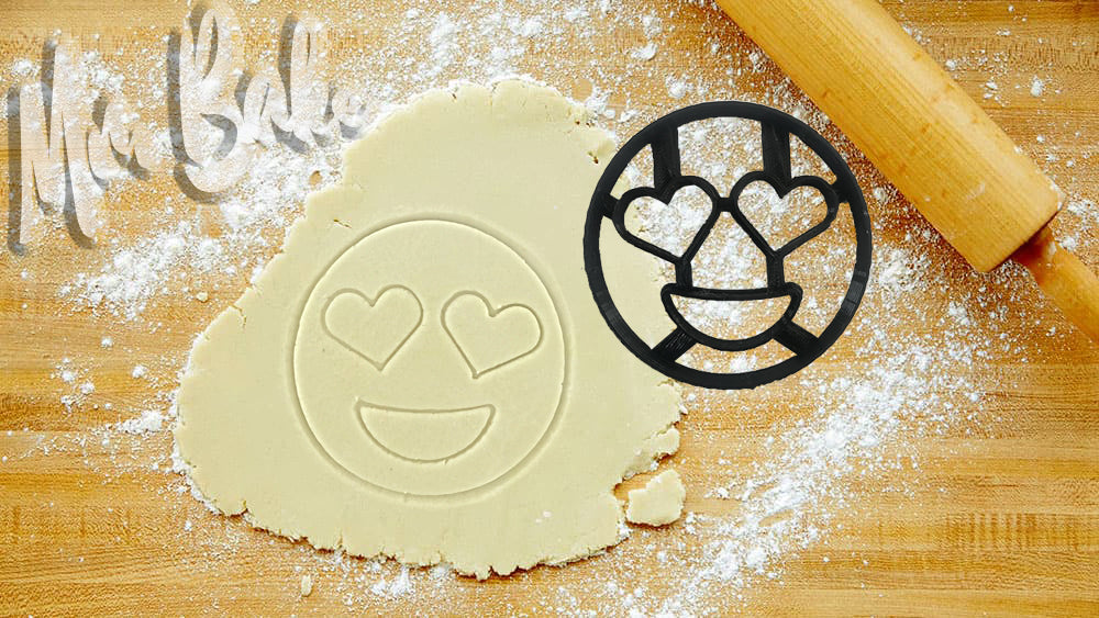 Emoji Heart eyes - Cookie Cutter – MrBake Cookie Cutters